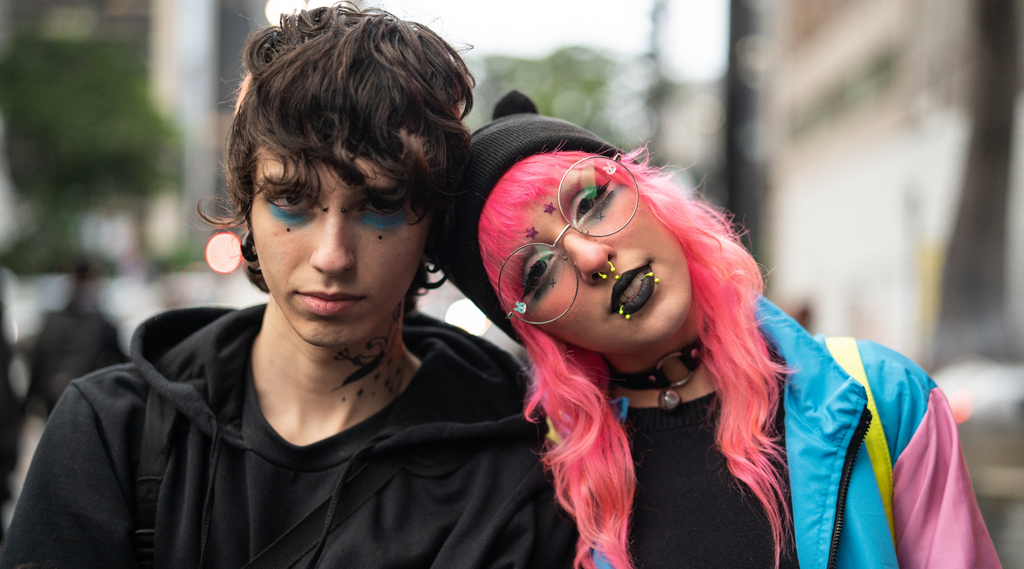 12+ Creative Gift Ideas For Alternative Loving Friends – 3D Crystal Gift